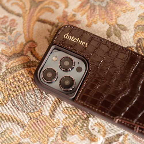iPhone Case | Chocolate Brown | €49.50 | Dutchies